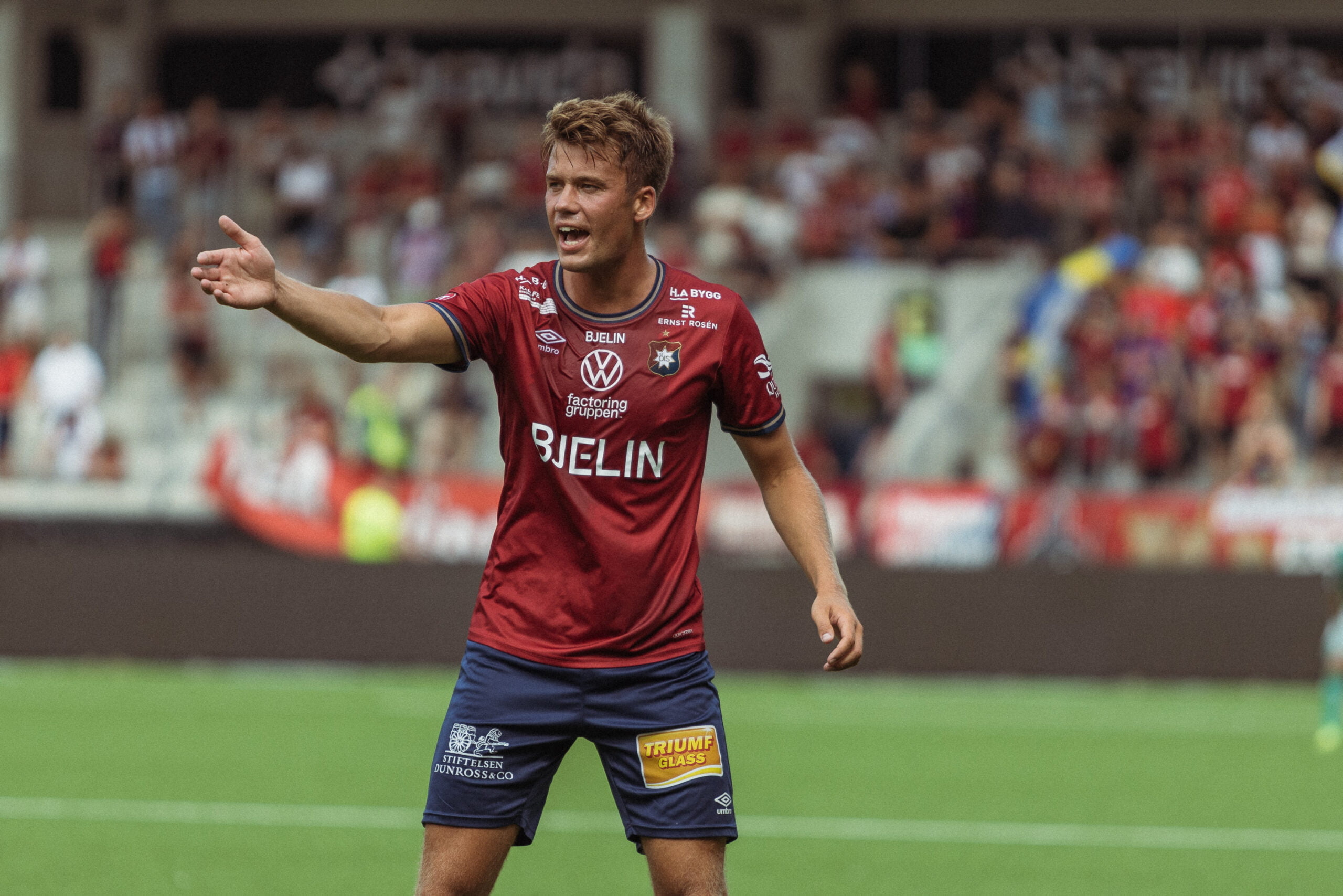 Eric Nohlgren lämnar ÖIS Fotboll - ÖIS Fotboll