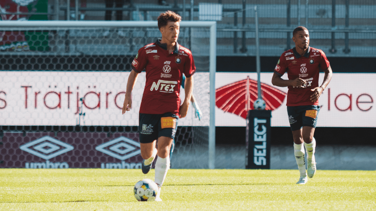 Owen Parker-Price uttagen till landslagssamling - ÖIS Fotboll